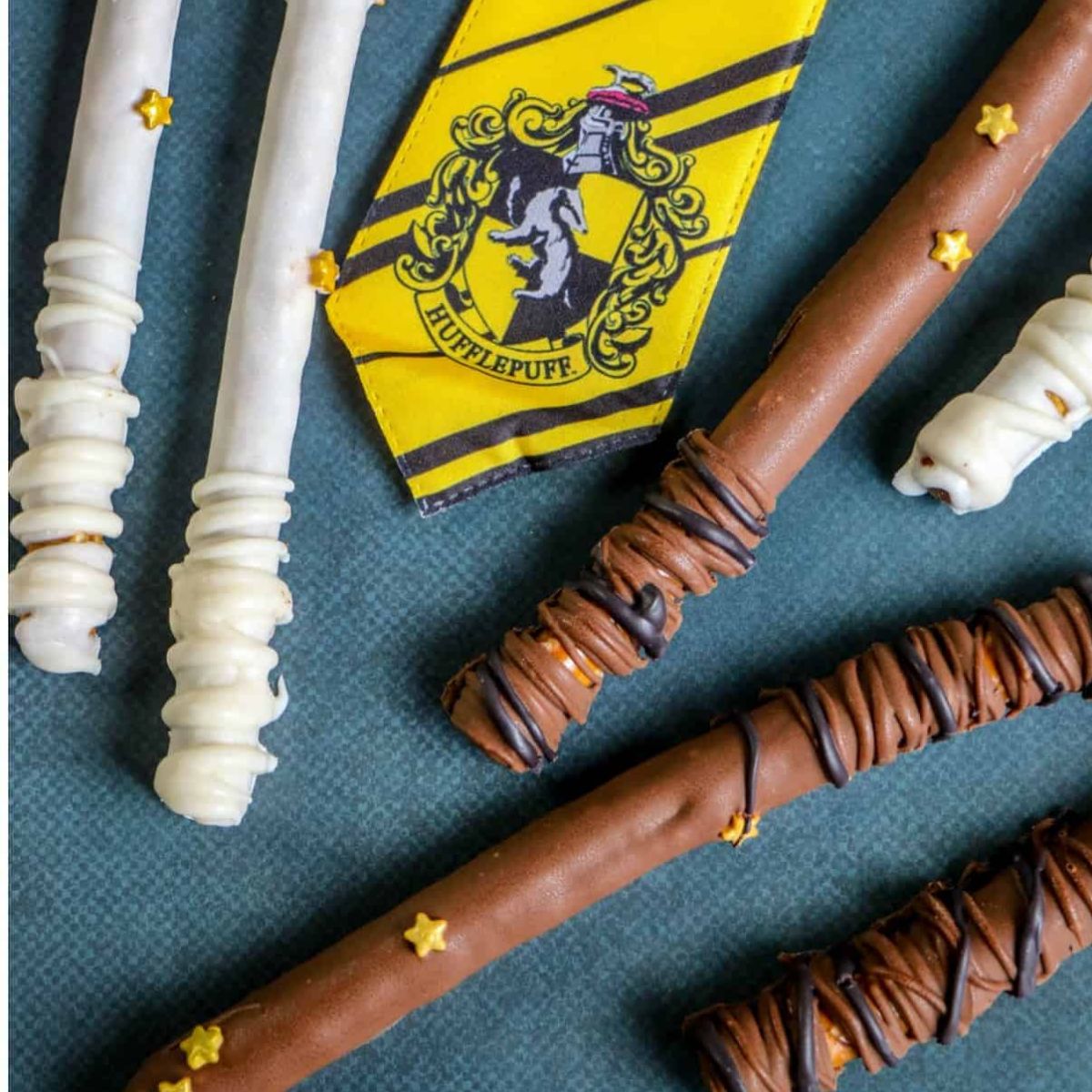Harry Potter Party Food Pretzel Wands | The Inspiration Edit