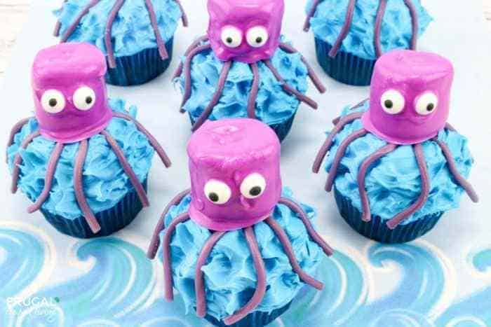 88 Creative Cupcake Decorating Ideas For Kids | The Inspiration Edit