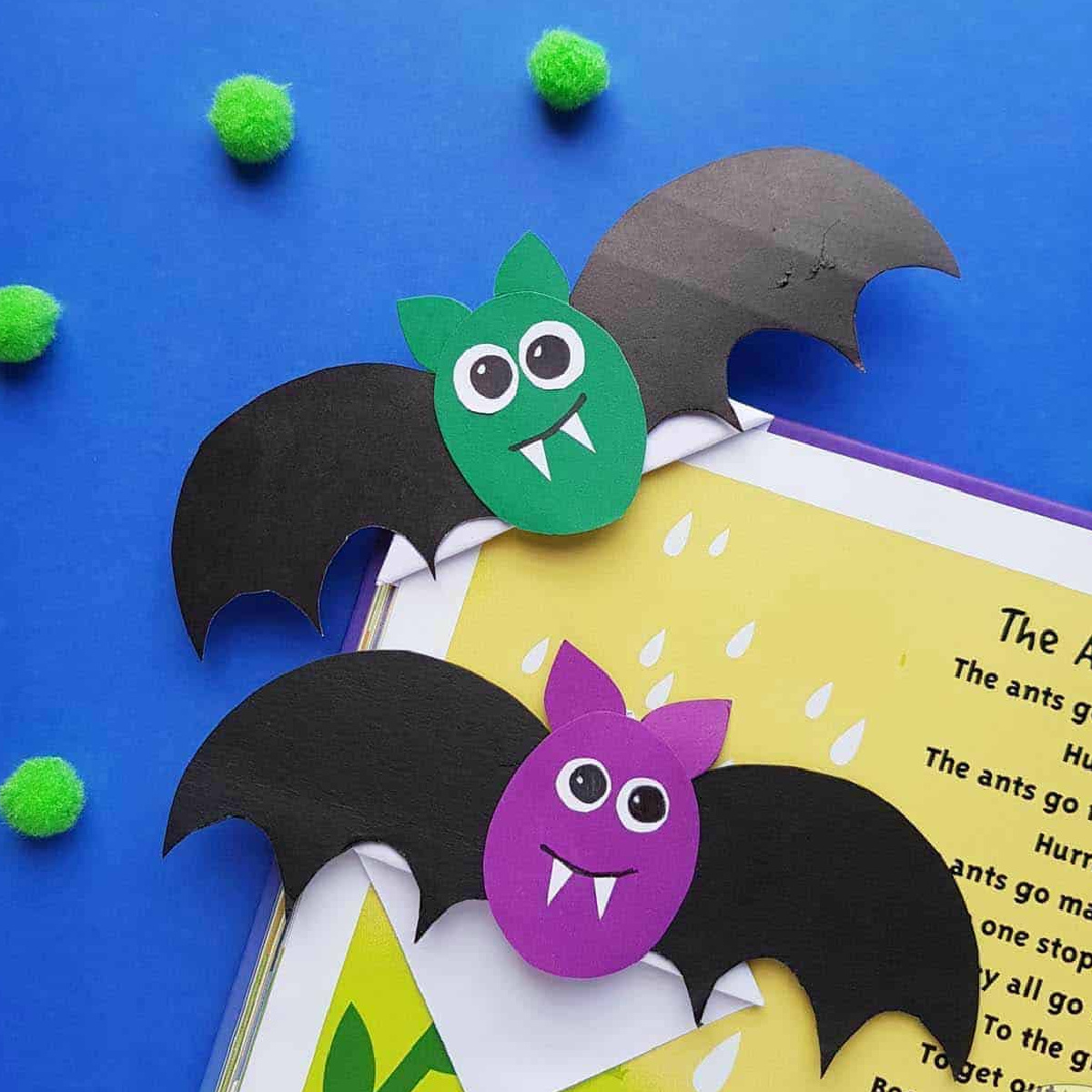 Bat Corner Bookmark for Halloween Reading Fun | The Inspiration Edit