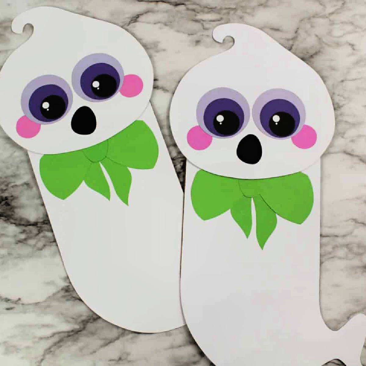 Halloween Puppet Ghost Craft | The Inspiration Edit