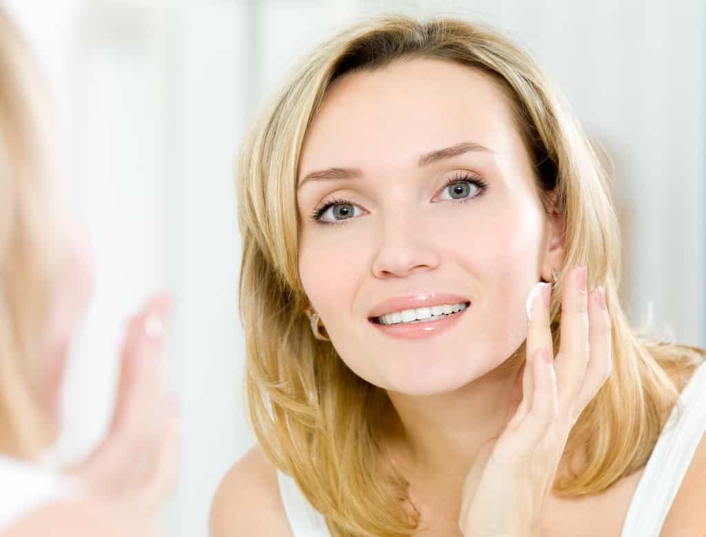 Looking Pretty & Attractive: 7 Ways to Enhance Your Facial Features ...