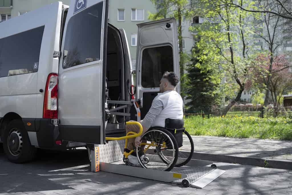 7 Factors Affecting Ambulette Service Cost | The Inspiration Edit