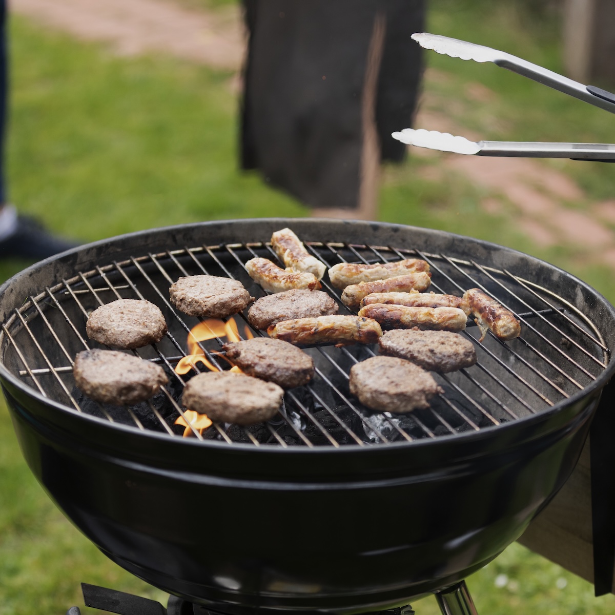 Why Charcoal Grills Are Perfect for Relaxed Family Dinners | The ...