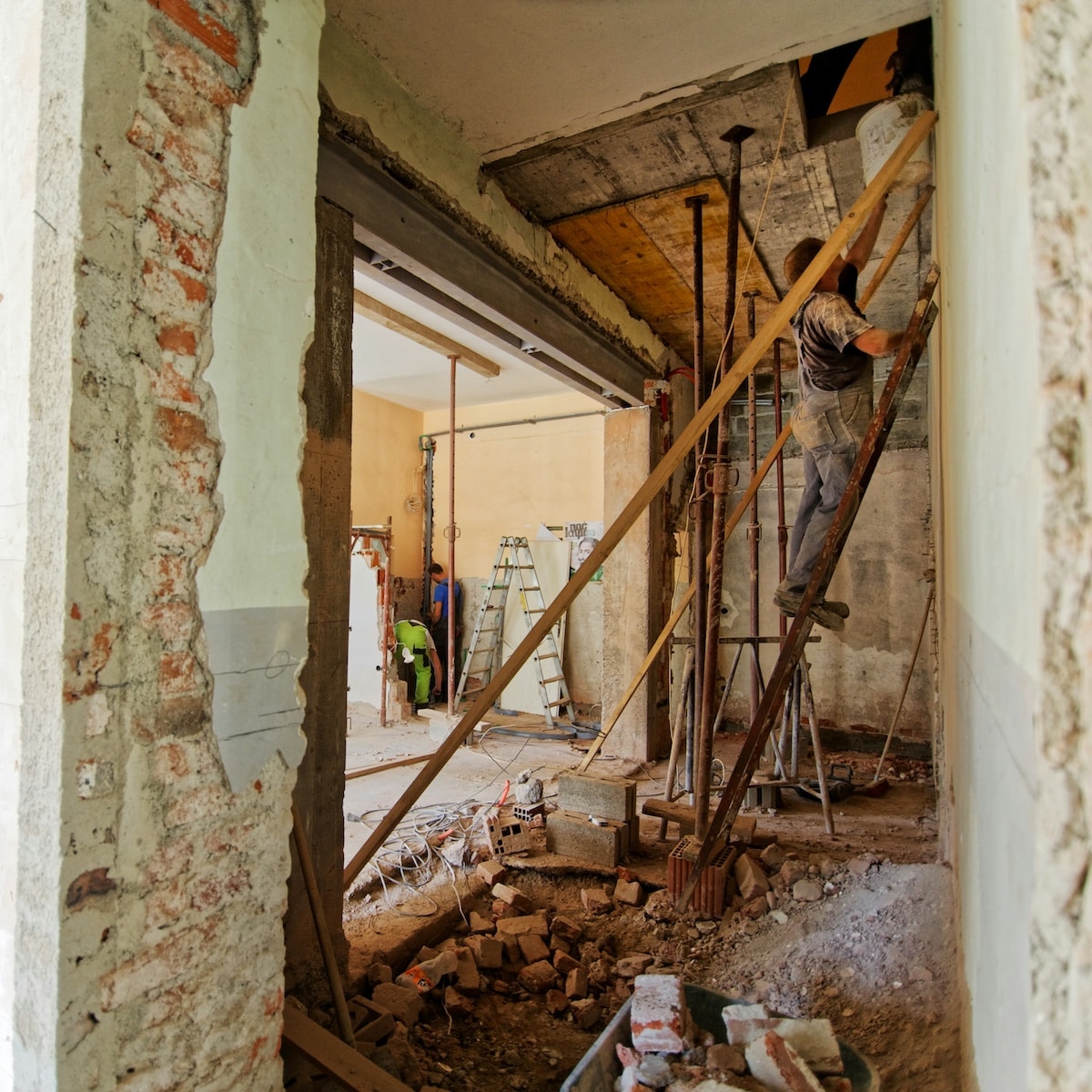 The Ultimate Guide To Clearing Space During Home Updates | The ...